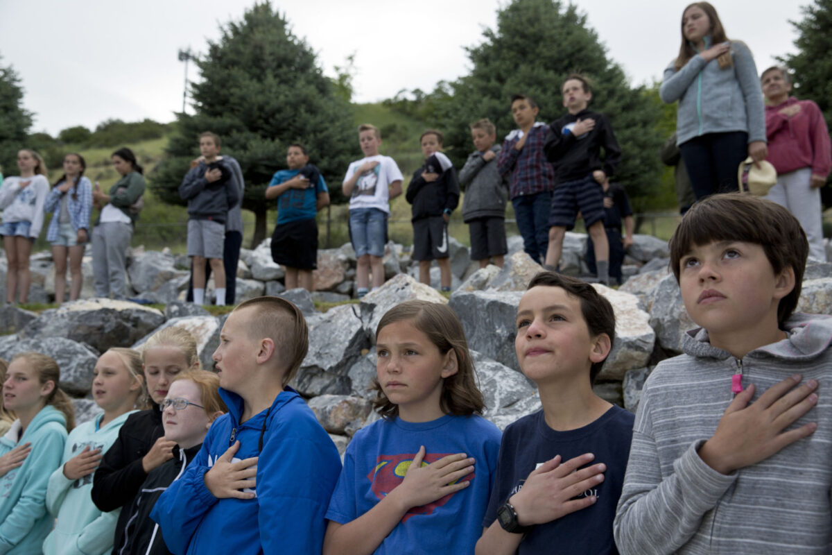 Orem elementary students partner with American Legion for service project | News, Sports, Jobs ...